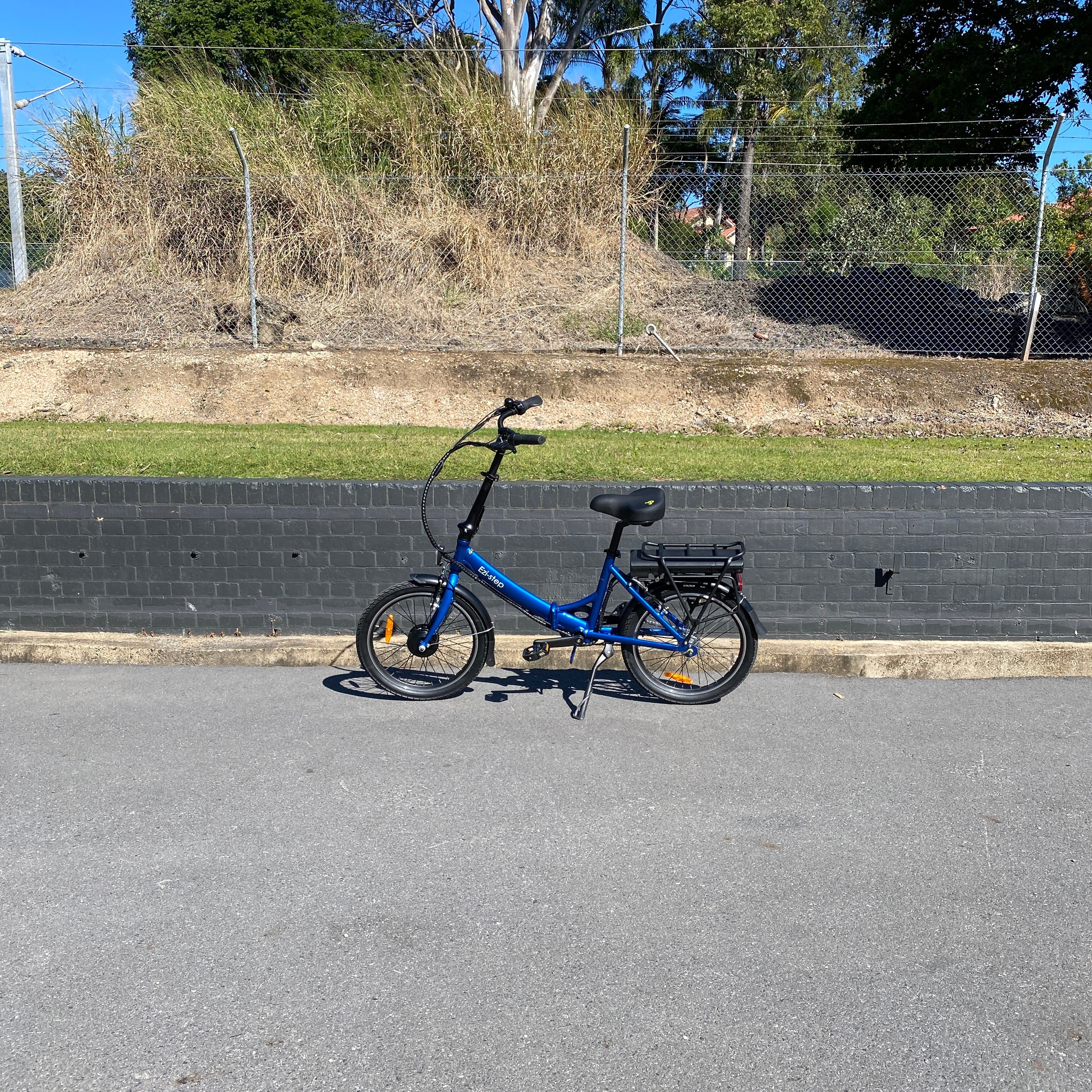 ezi-Step 20" Folding eBike – EveryBody eBikes